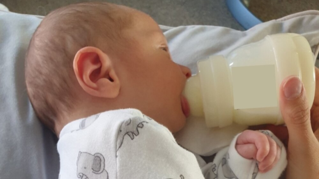 Side Lying Bottle Feeding: A Gentle Guide for Parents - Richmond Mom